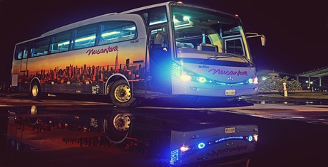 Pesan Tiket Bus Nusantara Online - redBus.id